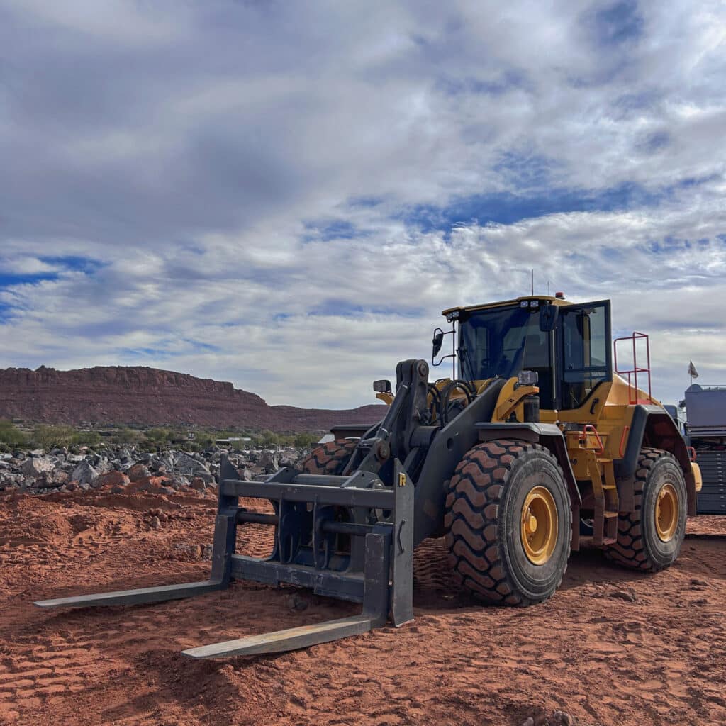 Heavy Duty Construction Fork | Rockland Manufacturing