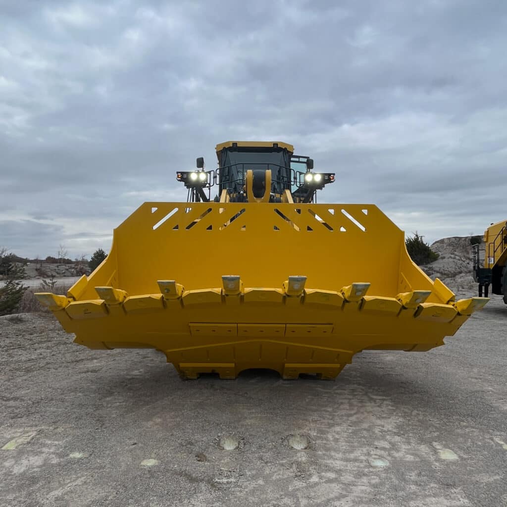 Super Duty Quarry Bucket | Rockland Manufacturing