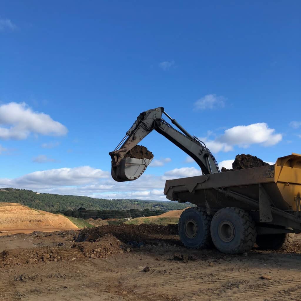 Our Severe Service Bucket with High Capacity | Rockland