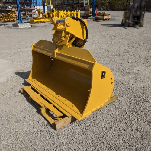 Severe Duty Tilt Bucket | Rockland Manufacturing